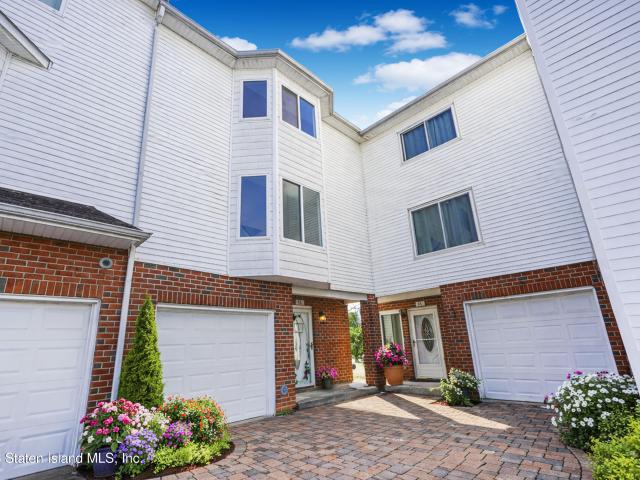 46 Bianca Court | Compass