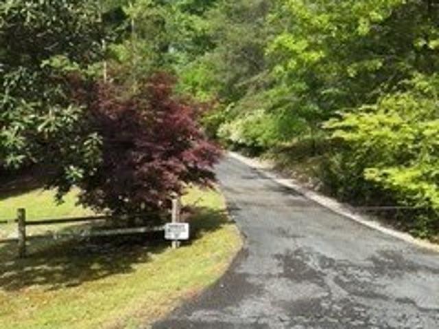 46 Big Rock Rd, Cleveland, GA 30528