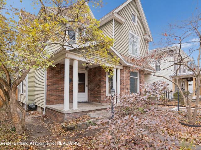 46 Budlong Street