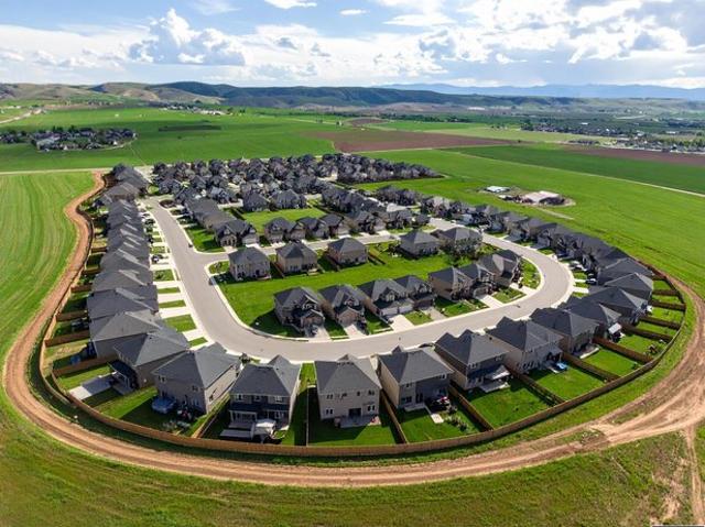 46 City View Dr, Evanston, WY 82930