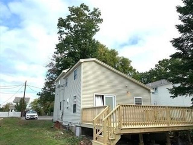 46 Cottage St, Wilmington, MA 01887 | MLS #73489