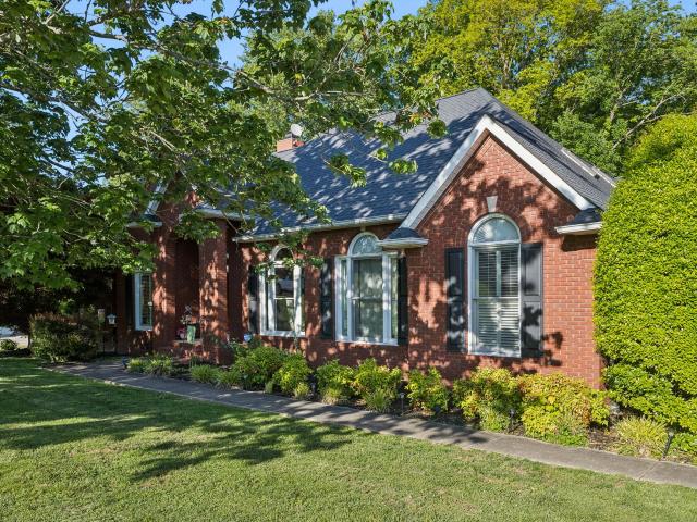 46 Deerfield Ct