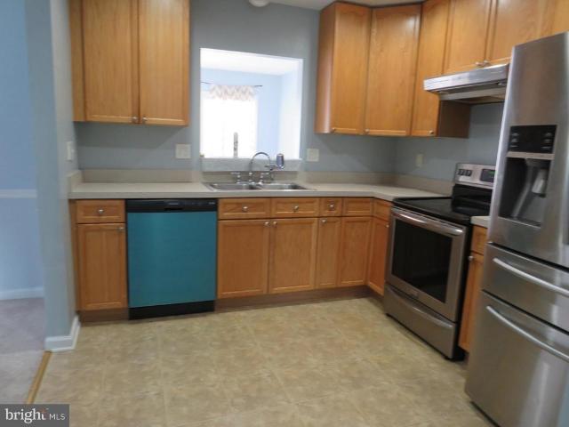 46 Desert Rose Way