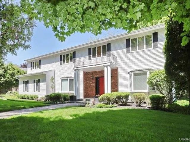 46 E Concord Dr, Monsey, NY 10952