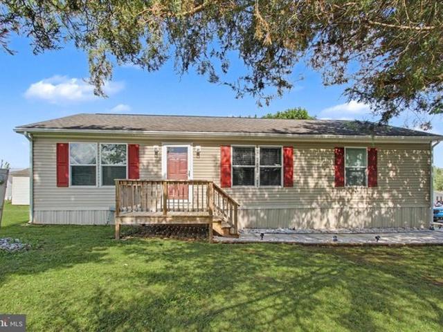 46 Elizabeth Ln, New Oxford, PA 17350