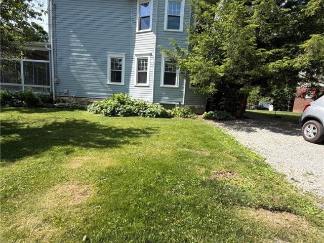 46 Elwyn Ave