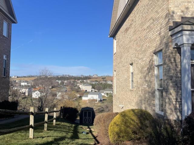46 enchanted view cir
