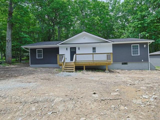 46 Finkle Rd, Wurtsboro, NY 12790