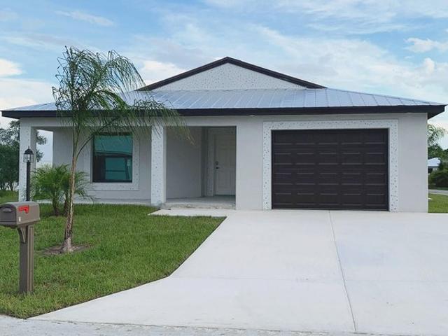46 Florida Way, Port Saint Lucie, FL 34952