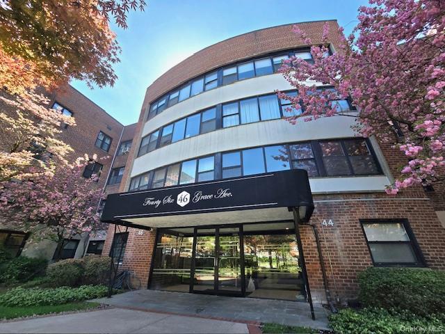 46 Grace Avenue 2J