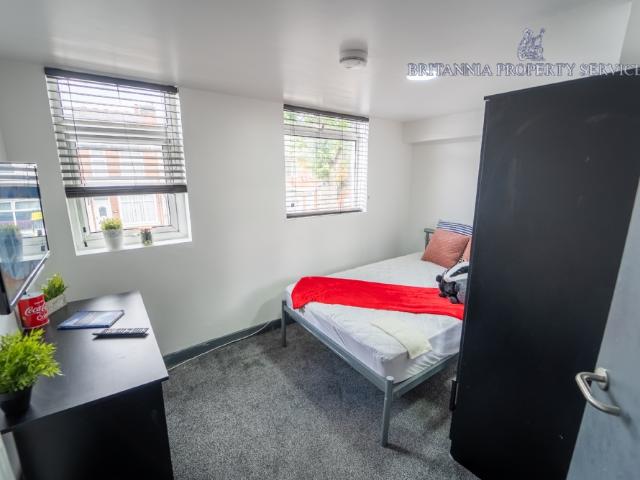 46 GRISTHORPE ROAD ROOM 4 ENSUITE
