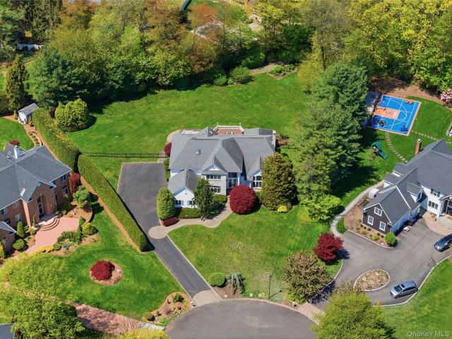 46 Hunting Hollow Court