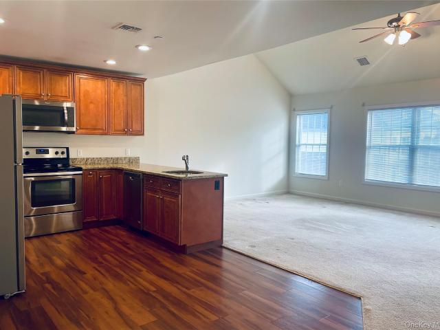 46 Islip Avenue 201