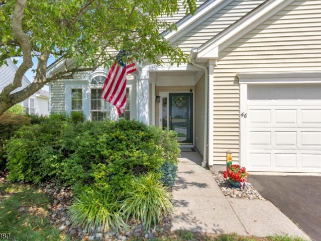 46 Kensington Cir