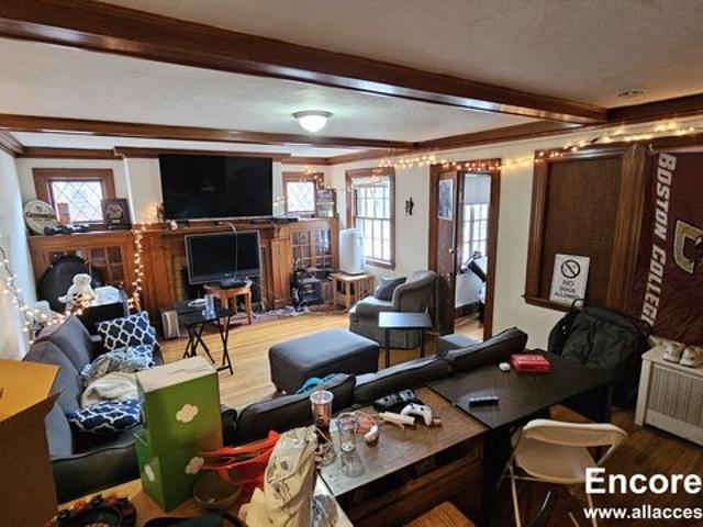 46 Kirkwood Rd, Boston, MA 02135