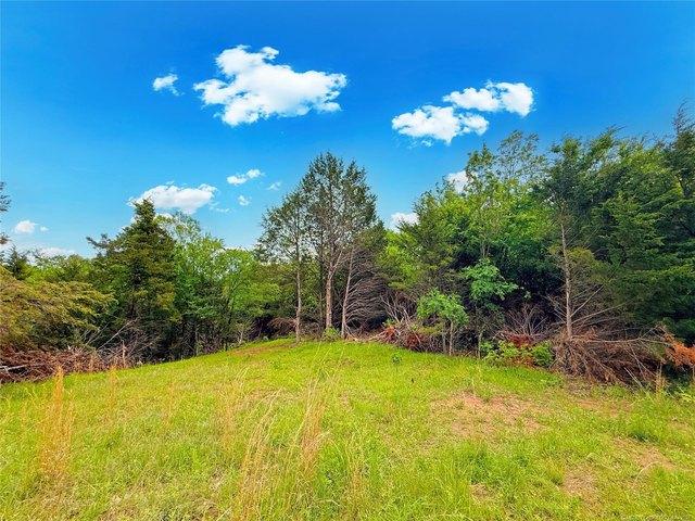 46 Lakeside Cir, Eufaula, OK 74432