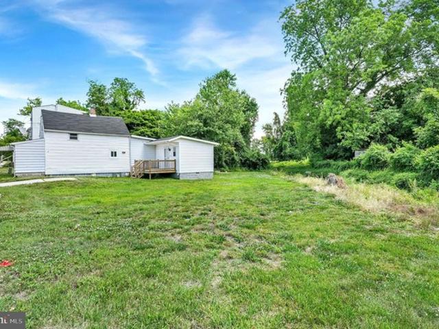 46 Lincoln St, Dover, DE 19904