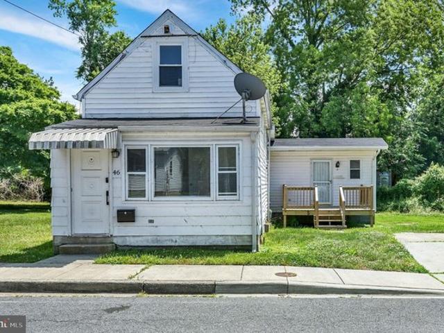46 Lincoln St, Dover, DE 19904