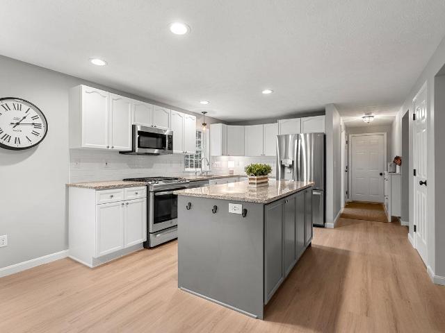 46 Litchfield Road