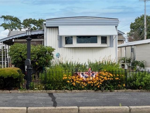 46 Lowell Ave, Pawtucket, RI 02861