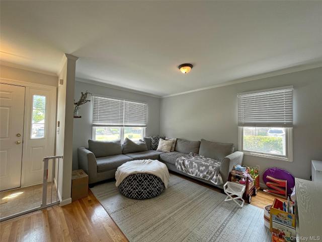 46 Maple Avenue