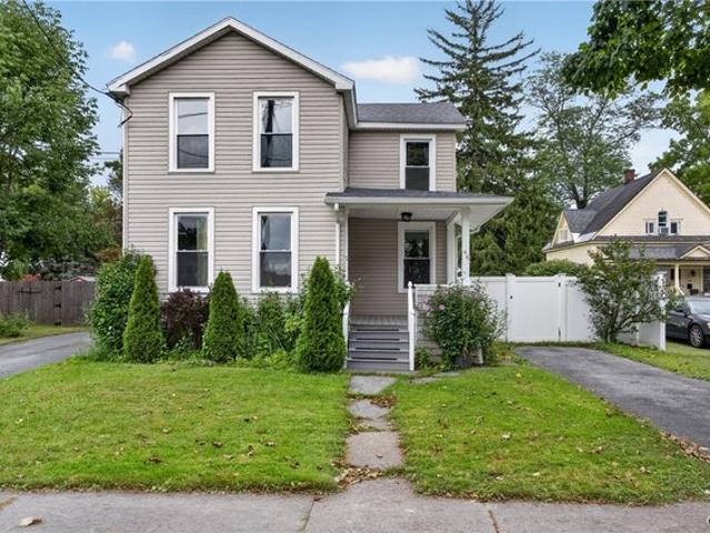 46 Maple St, Auburn, NY 13021