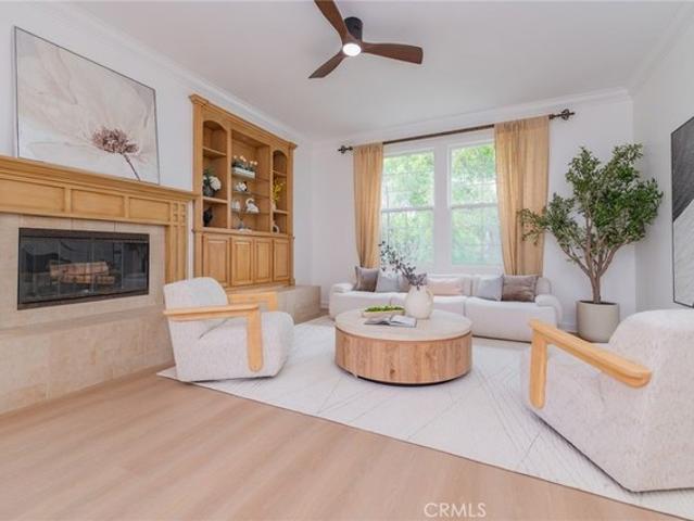 46 Middlebury Ln, Irvine, CA 92620
