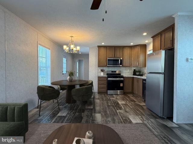 46 Mockingbird Ln, Phoenixville, PA 19460 | MLS #PACT2114 | Compass