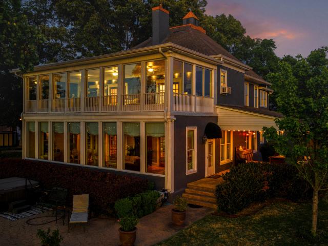 46 N Crest Rd, Chattanooga, TN 37404 | MLS #1533 | Compass