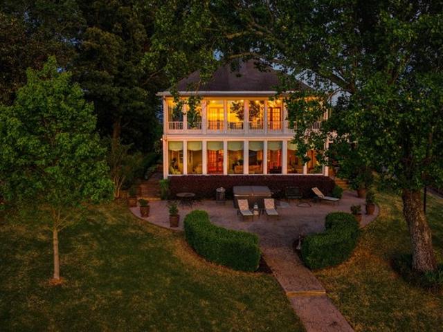 46 N Crest Rd, Chattanooga, TN 37404