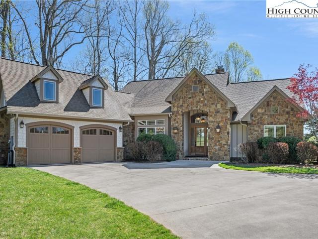 46 N Ridge Lane