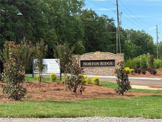 46 Norton Ln, Dahlonega, GA 30533