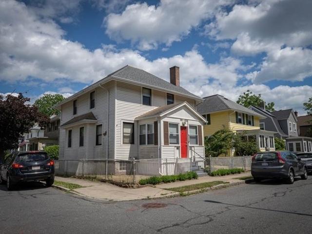 46 Park St, New Bedford, MA 02740