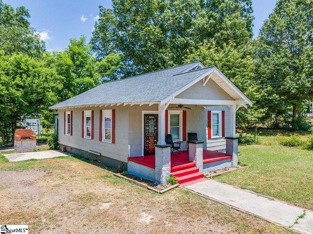 46 Peachtree St, Clinton, SC 29325