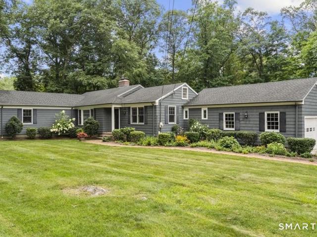 46 Peck Hill Rd, Woodbridge, CT 06525