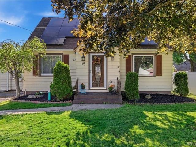 46 Pine St, North Tonawanda, NY 14120