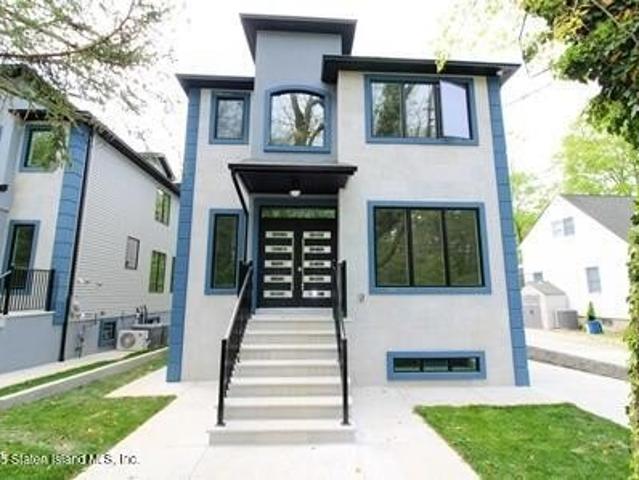 46 Poillon Ave, Staten Island, NY 10312