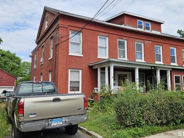 46 Prospect St, Enfield, CT 06082