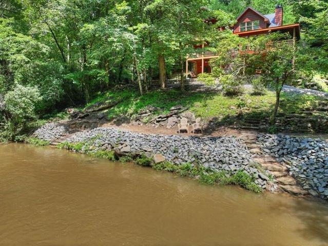 46 Private Dr, Ellijay, GA 30540