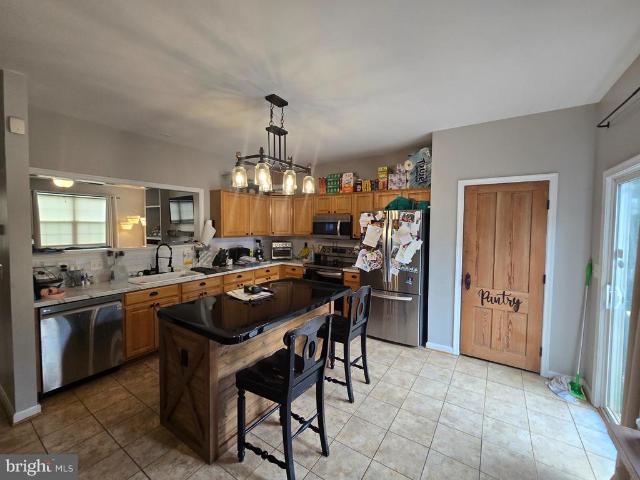 46 Quarterpole Court