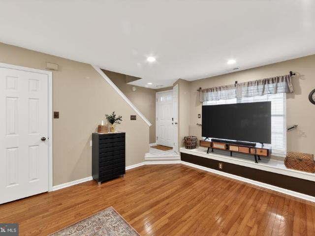 46 Rampart Drive