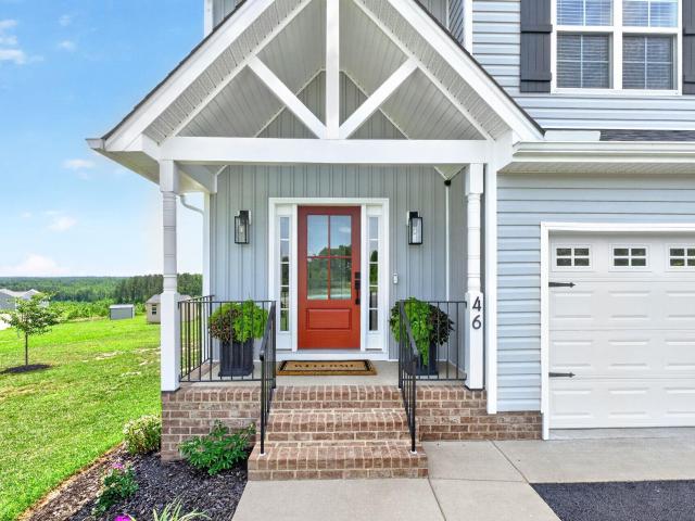 46 riva way