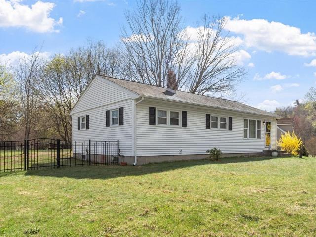 46 Rolling Acres Rd, Lunenburg, MA 01462 | MLS #73503 | Compass