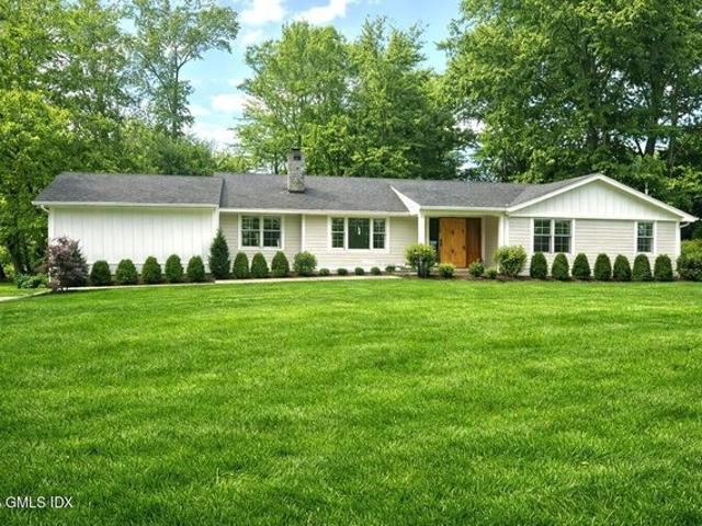 46 S Stonehedge Dr, Greenwich, CT 06831