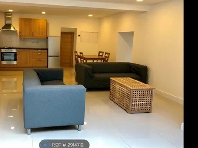 46 Sabine Road, London, SW11 5LW, United Kingdom | 3 bed house for rent #167872114 | Rentberry
