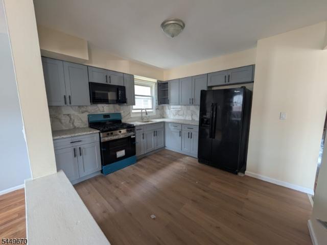 46 Sager Pl