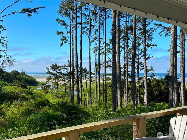 46 Seaside Lane