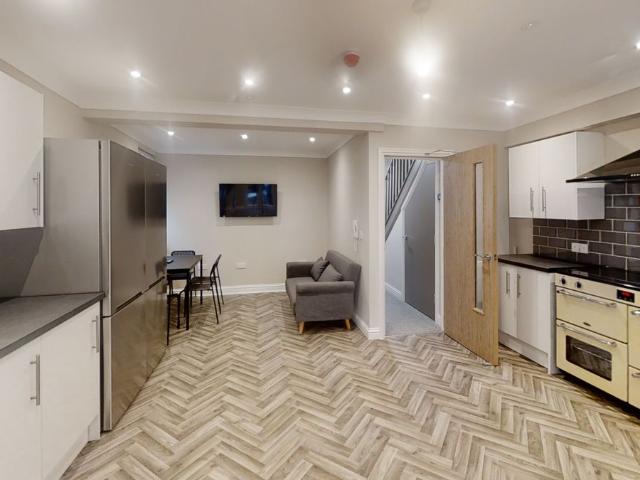 46A Mill Road, Gillingham, Kent ME7, 6 bed property to rent, £650 pcm | PrimeLocation