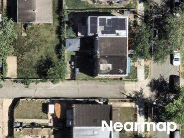 46th Pl NE