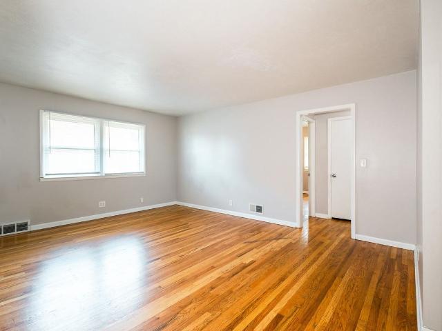 46th Street Apartments 1 Bedroom Apartment for Rent at 640 N 46th St, Omaha, NE 68132 Dundee